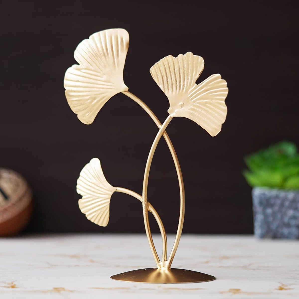 JaipurCrafts Premium Iron Decorative 3 Leaf Design Showpiece For Home ...